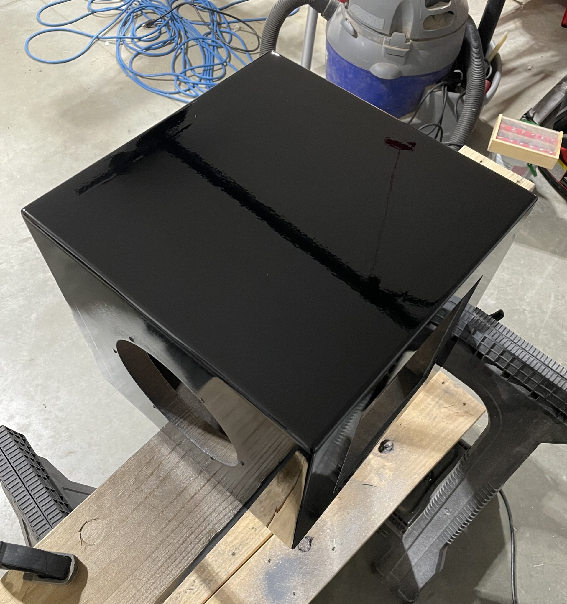 Etiquette 7 Cube | Parts Express Project Gallery