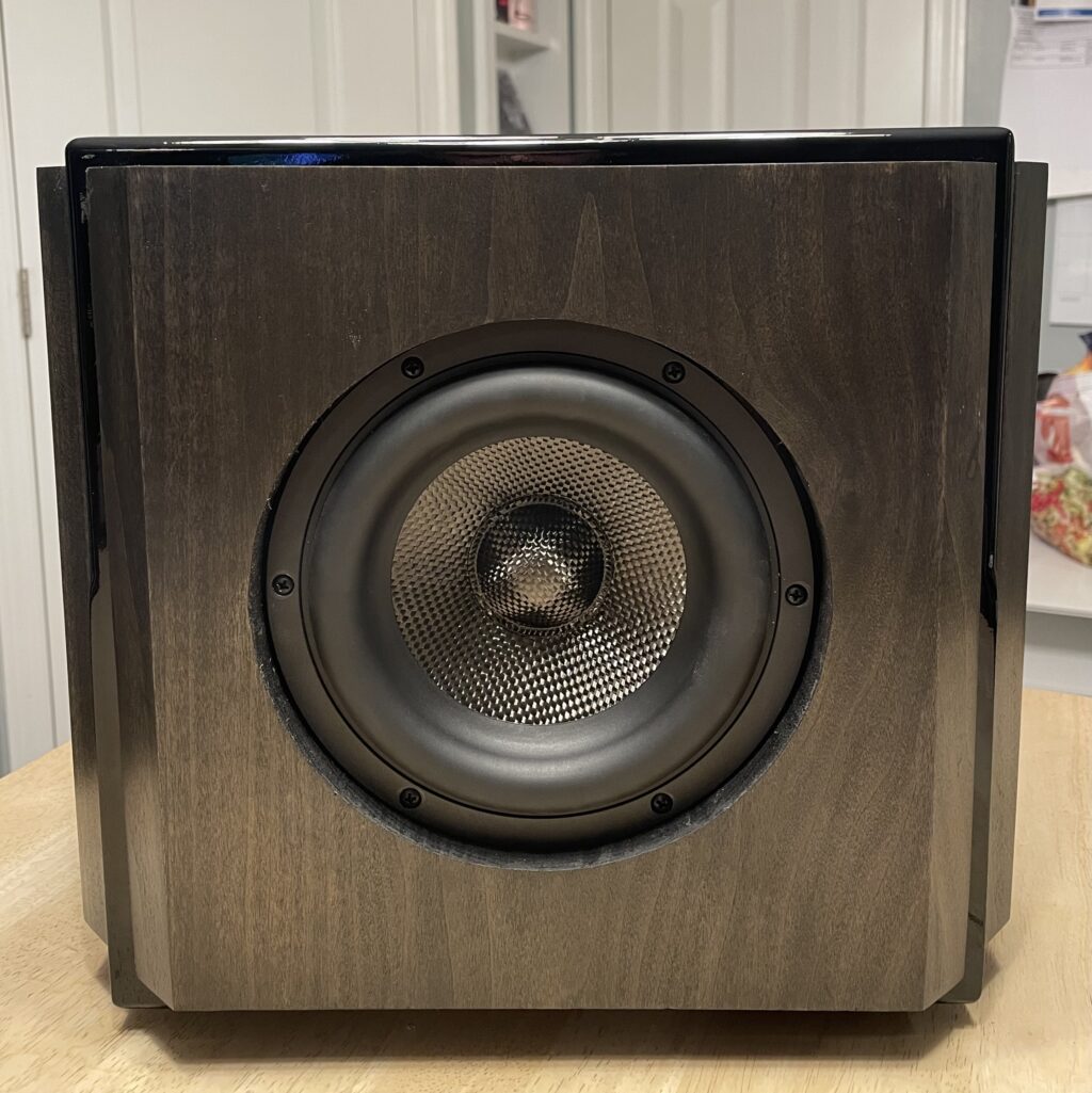 Etiquette 7 Cube | Parts Express Project Gallery