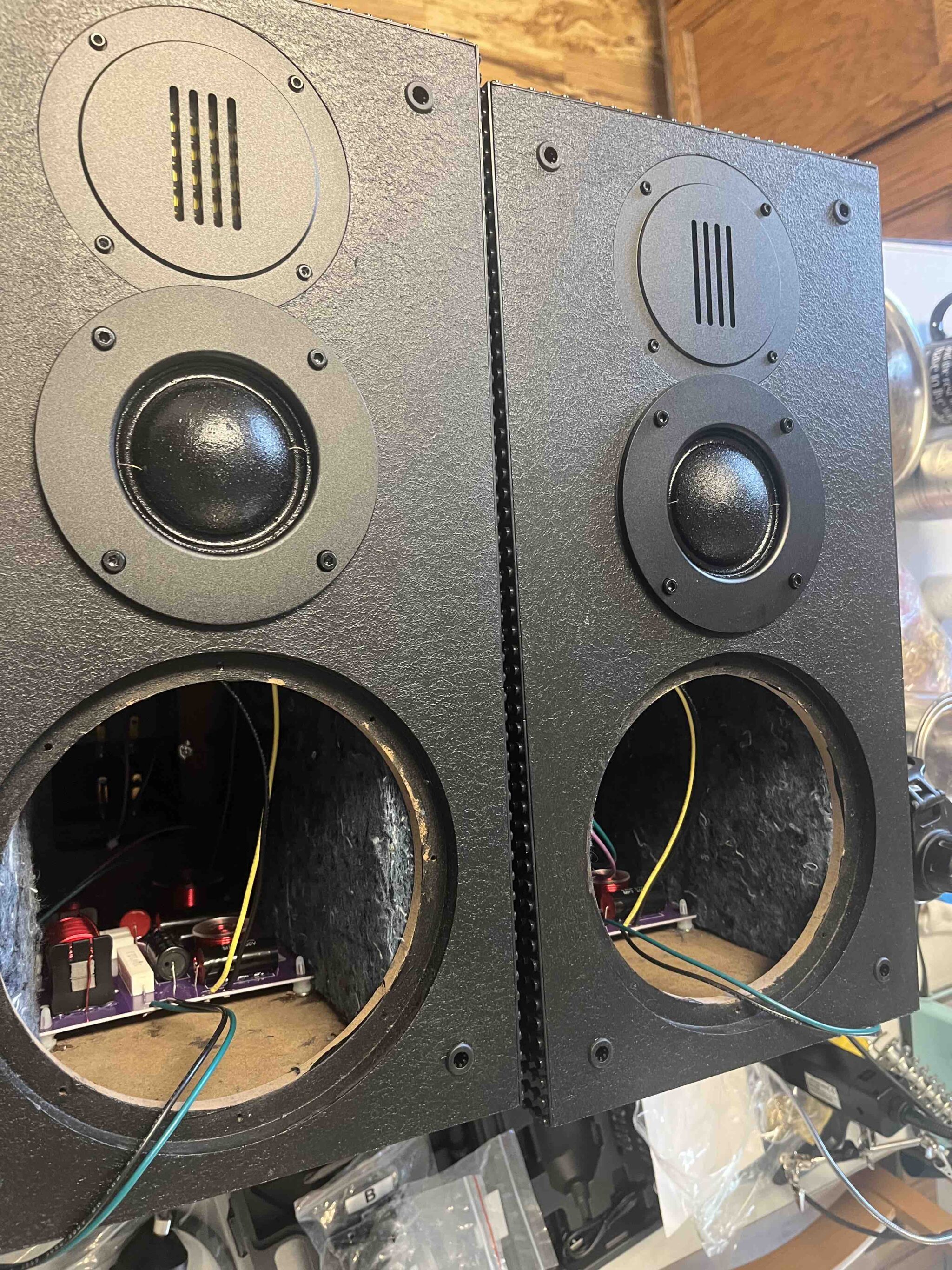 Lego HiVi Swans | Parts Express Project Gallery